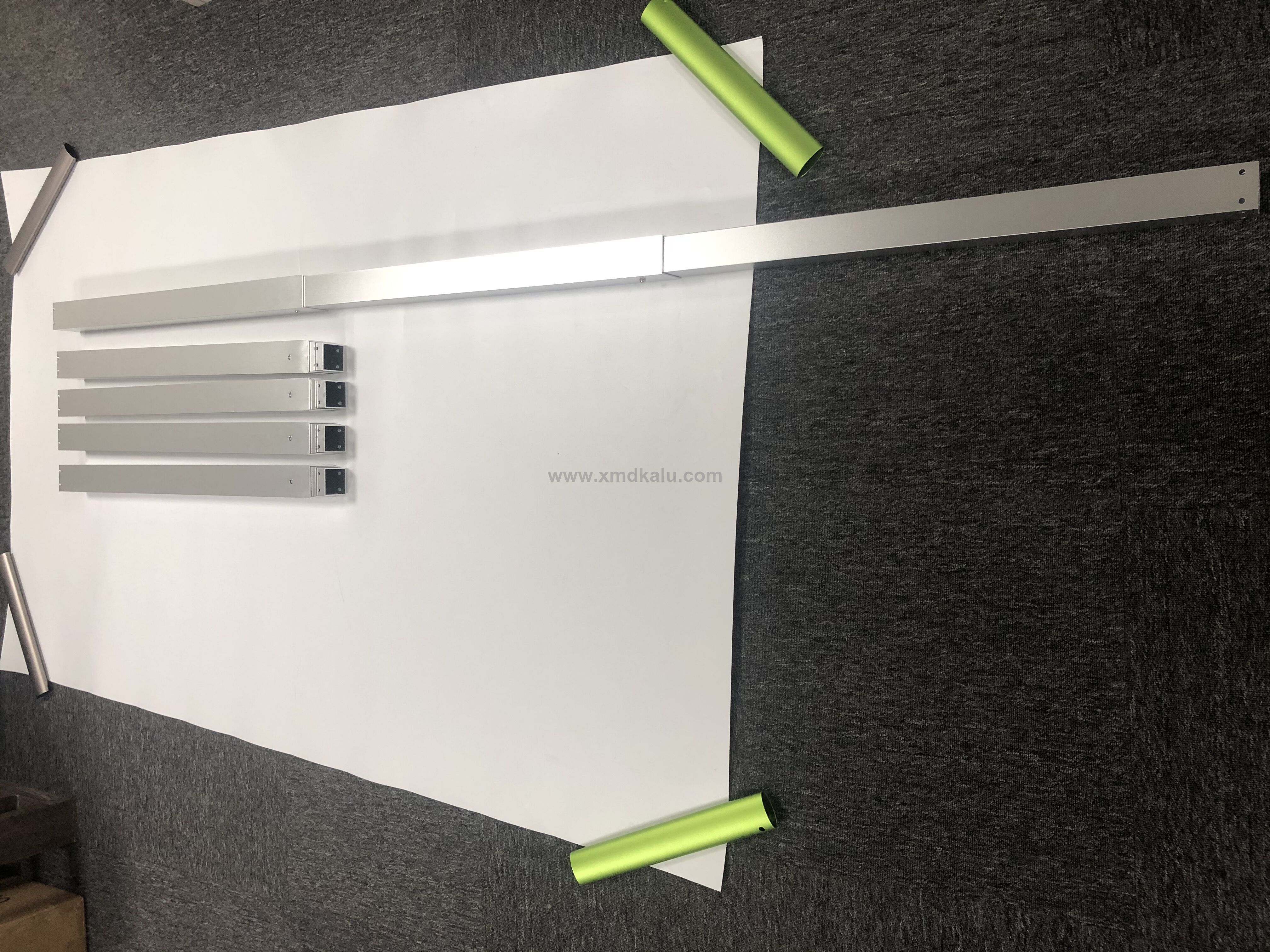 square shape aluminum telescopic pole for table supporting